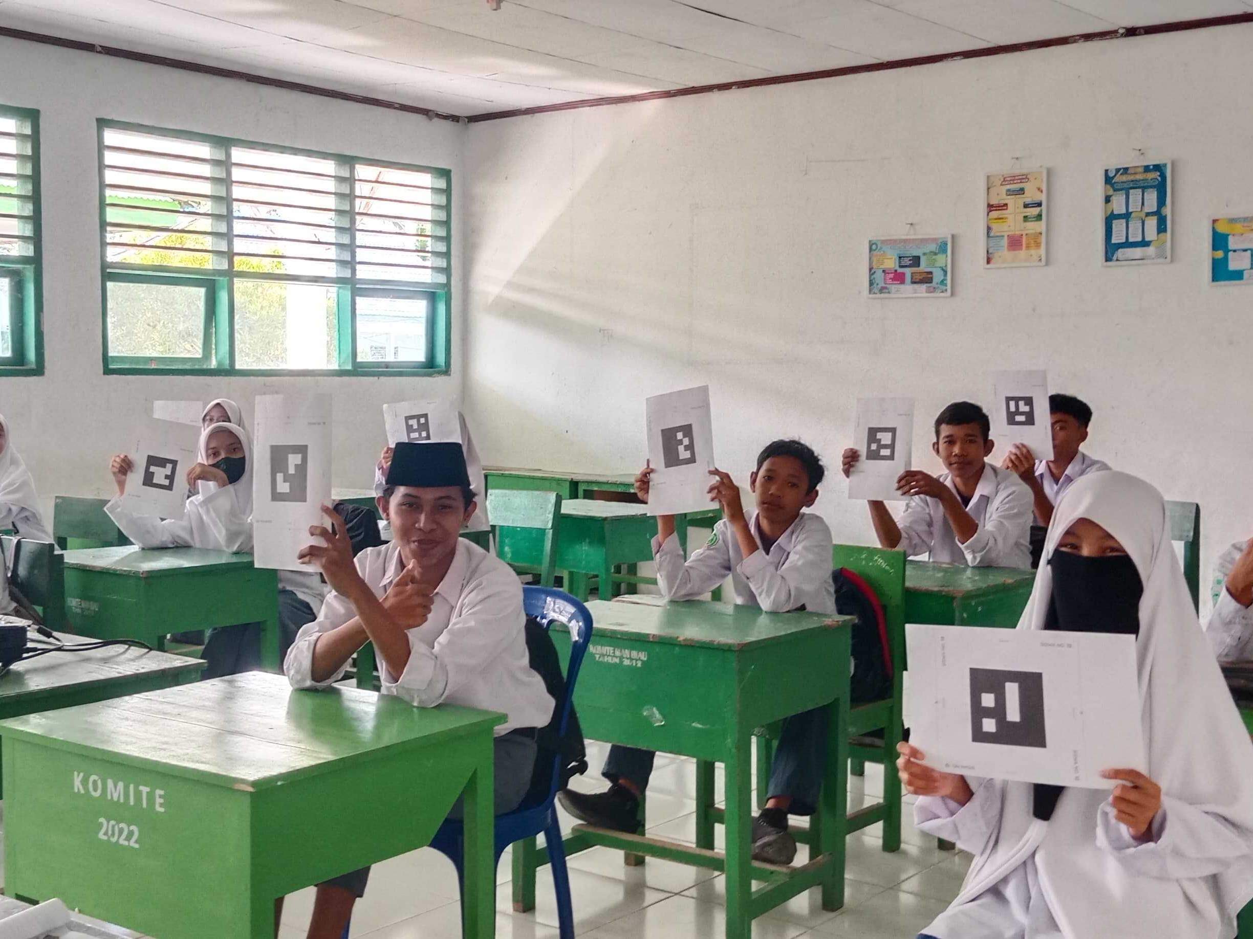 Inovasi Metode Ujian Sumatif dengan Aplikasi Quizizz Mode Kartu QR