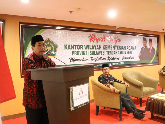 Raker Kemenag Sulteng, Kakanwil Dorong Evaluasi dan Penajaman Program 2025 Raker Kemenag Sulteng, Kakanwil Dorong Evaluasi dan Penajaman Program 2025