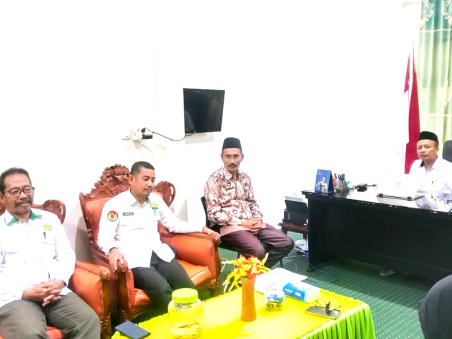 Penuhi Jam Mengajar Guru, Kakan Kemenag Buol Gelar Rapat Strategis